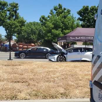 LUCID SERVICE CENTER - Updated December 2025 - 83 Photos - 4425 Granite ...