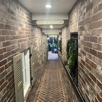 BEACON HILL BOOKS & CAFE - Updated June 2024 - 214 Photos & 78 Reviews ...