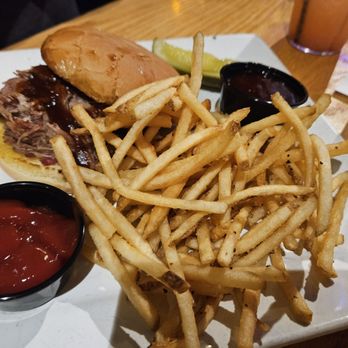 BOBBY Q - Updated November 2024 - 3817 Photos & 5038 Reviews - 8501 N ...