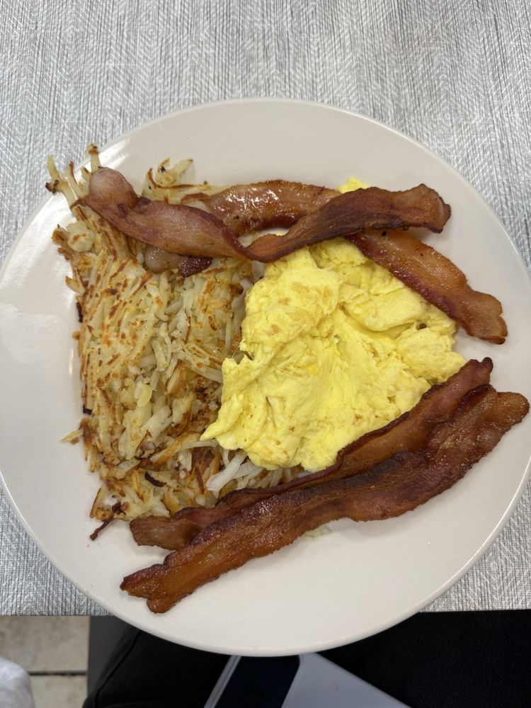 THE BREAKFAST FACTORY - Updated May 2026 - 13 Photos - 305 N Nappanee ...