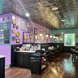 BUZZCATZ COFFEE & SWEETS - Updated December 2025 - 400 Photos & 287 ...