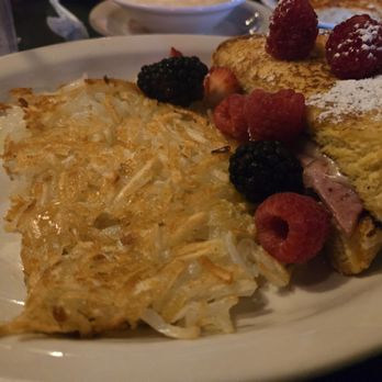 MECCA CAFE - Updated May 2025 - 590 Photos & 916 Reviews - 526 Queen ...