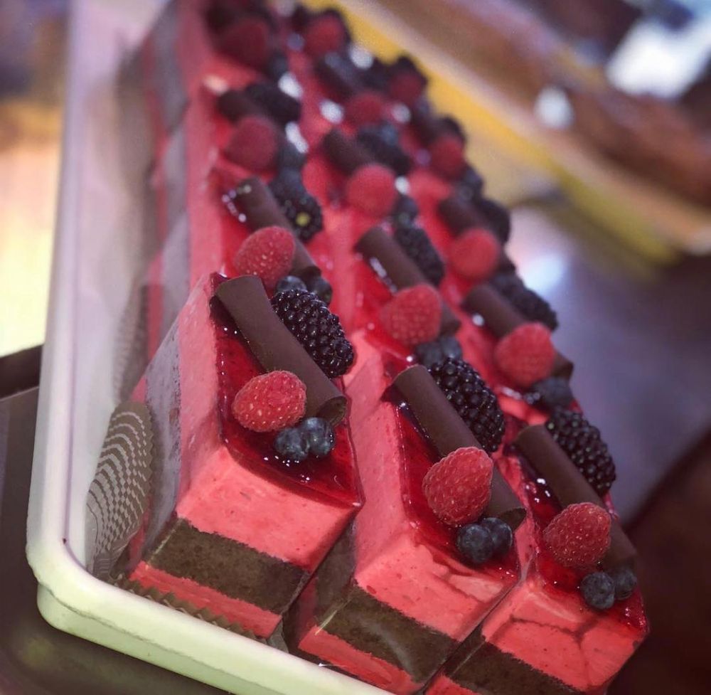 CUCCIO’S BAKERY - Updated September 2024 - 115 Photos & 146 Reviews ...