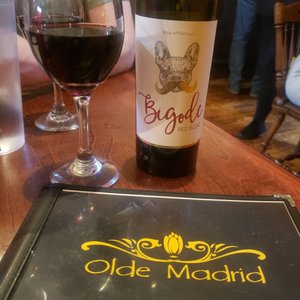 OLDE MADRID - 200 Photos & 239 Reviews - 418 6th St, Racine, Wisconsin ...