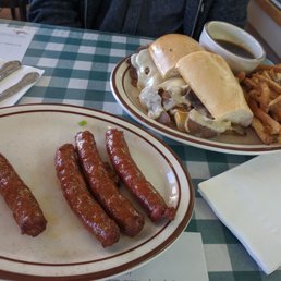 VILLA BASQUE CAFÉ - 450 Photos & 389 Reviews - 730 Basque Way, Carson ...