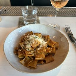 ACACIA MIDTOWN - Updated January 2026 - 163 Photos & 75 Reviews - 2363 ...