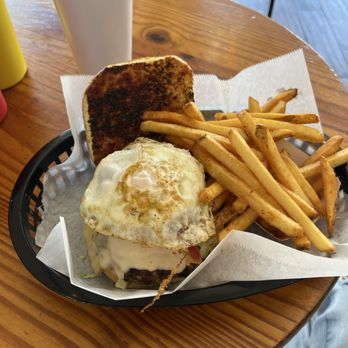 PARADISE VALLEY BURGER - Updated July 2025 - 1258 Photos & 2028 Reviews ...