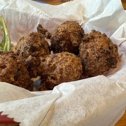 HERBIE’S BAR AND CHOWDER HOUSE - Updated July 2025 - 557 Photos & 633 ...