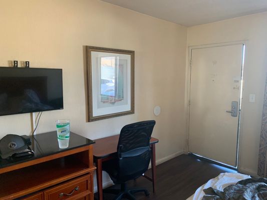 RODEWAY INN MAGIC MOUNTAIN AREA - Updated October 2025 - 343 Photos ...