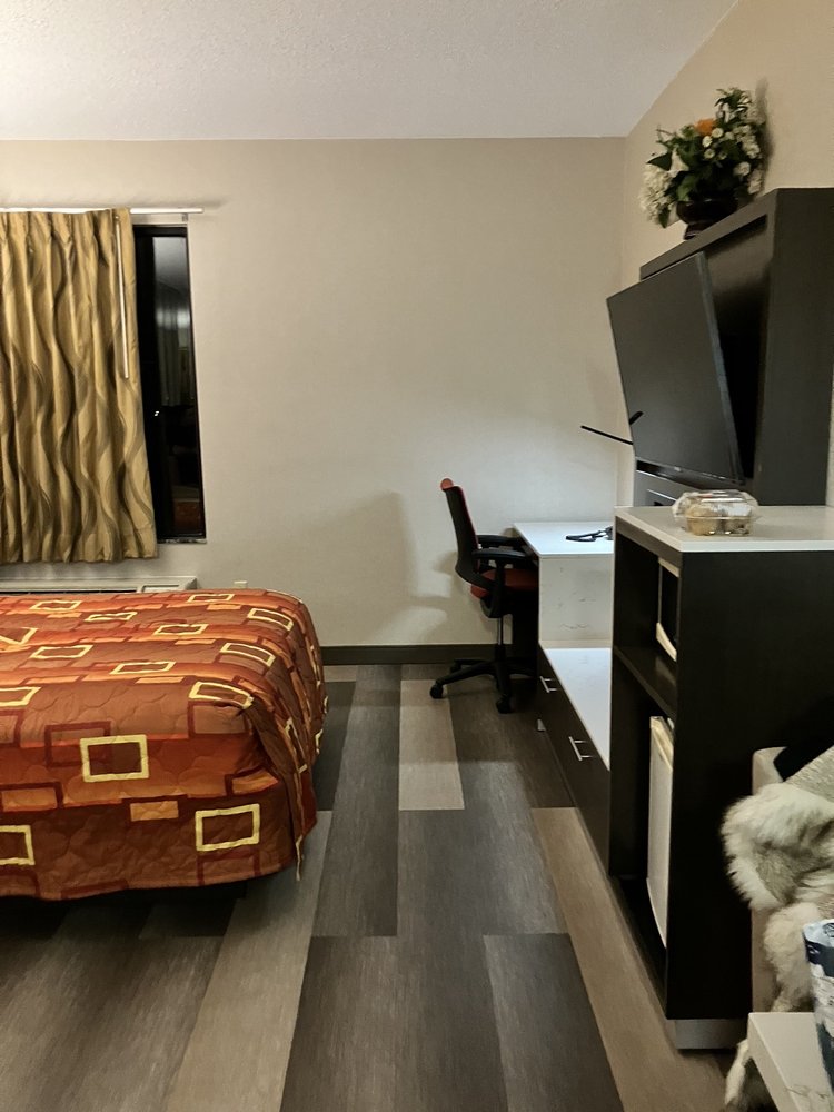 HORIZON INN - Updated December 2025 - 12 Photos & 19 Reviews - 1054 US ...