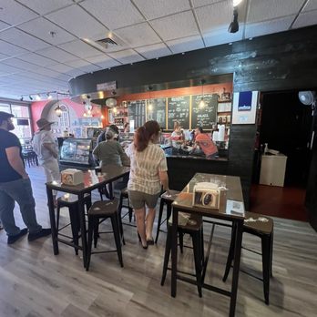 THE RED LINE CAFE - Updated December 2025 - 132 Photos & 275 Reviews ...