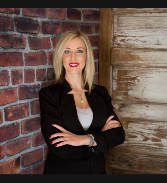 MANDI ROGERS - REALTOR - 10 Photos - 695 Branson Landing Blvd, Branson ...