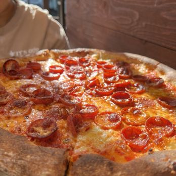 ROBERT’S PIZZA AND DOUGH - Updated August 2024 - 1117 Photos & 954 ...