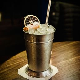 DEEP DIVE - Updated August 2024 - 537 Photos & 269 Reviews - 620 Lenora ...