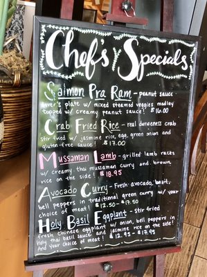 KINDEE THAI - Updated May 2025 - 181 Photos & 323 Reviews - 6700 NE ...