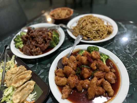 HONG KONG CHINESE RESTAURANT - Updated September 2025 - 148 Photos ...