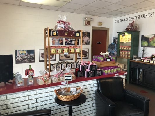COLTS CHOCOLATES - 58 Photos & 44 Reviews - 3611 Gallatin Pike ...
