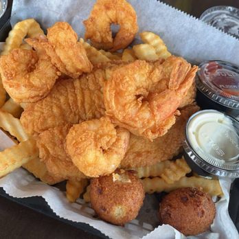 DOCKSIDE SEAFOOD RESTAURANT - Updated July 2024 - 2322 Photos & 1521 ...