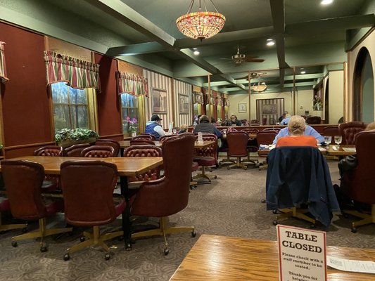 HALE’S RESTAURANT & LOUNGE - Updated November 2024 - 132 Photos & 228 ...