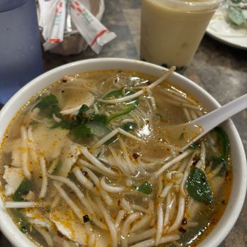 PHO 62 - Updated January 2025 - 142 Photos & 155 Reviews - 1420 S ...