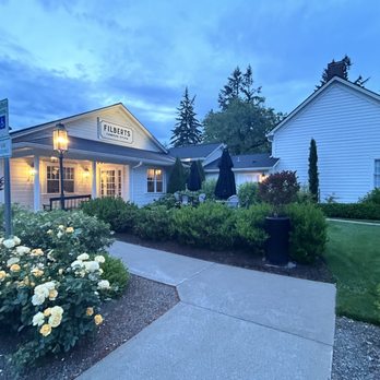 FILBERTS FARMHOUSE KITCHEN - Updated June 2025 - 620 Photos & 528 ...