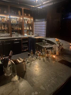 THE BLUEBIRD PUB - Updated September 2025 - 25 Photos - 3600 Hickory ...