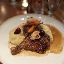 FIN POINT OYSTER BAR & GRILL - Updated December 2025 - 846 Photos & 611 ...