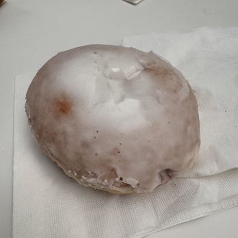 CARDIGAN DONUTS - Updated December 2025 - 20 Photos - 80 S 8th St ...