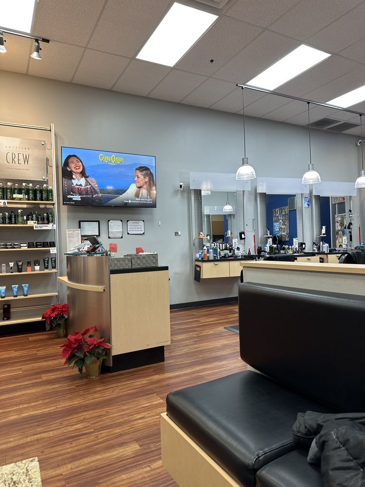 SUPERCUTS - Updated October 2025 - 19 Reviews - 505 SE Everett Mall Way ...
