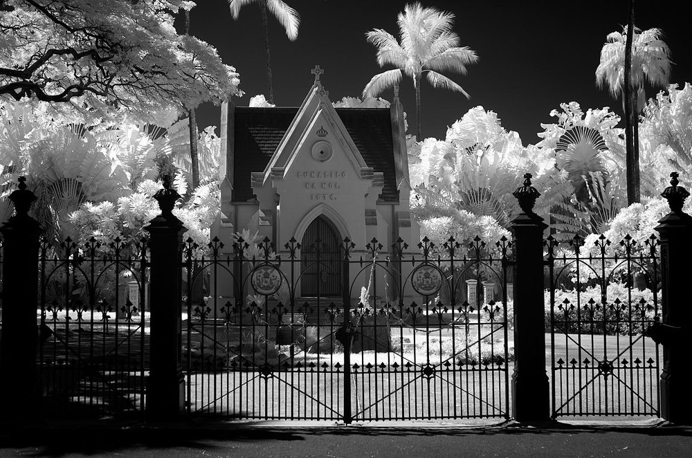 LUNALILO MAUSOLEUM - Updated October 2025 - 23 Photos - 957 Punchbowl ...