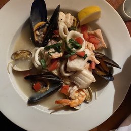 FLYING FISH GRILL - 757 Photos & 926 Reviews - Food near Mission St ...