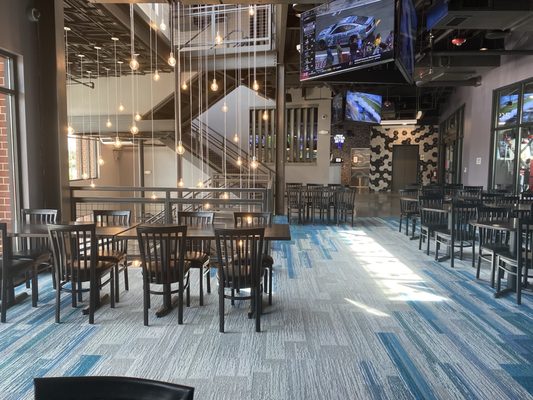 BACK 9 GOLF & ENTERTAINMENT - 103 Photos & 43 Reviews - 1415 Drover St ...