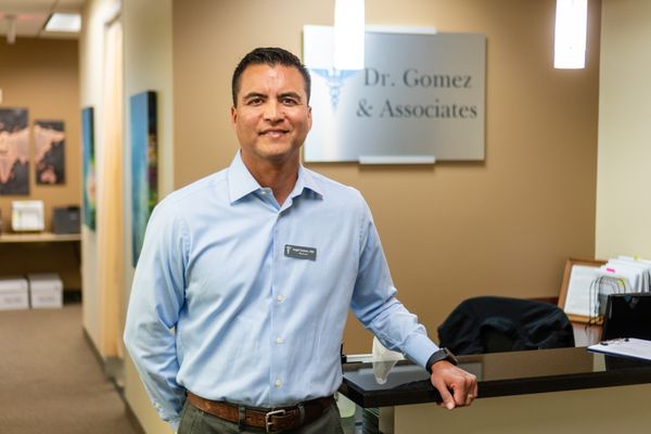 DR GOMEZ AND ASSOCIATES - Updated August 2025 - 34 Photos - 8787 N ...