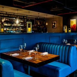 DISTRICT KITCHEN - ANDERSON LANE - Updated December 2025 - 593 Photos ...