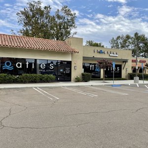 POWAY COMMUNITY SWIM CENTER - Updated July 2025 - 18 Photos & 18 ...