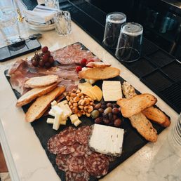 THE DANDY CROWN - Updated January 2025 - 121 Photos & 76 Reviews - 694 ...