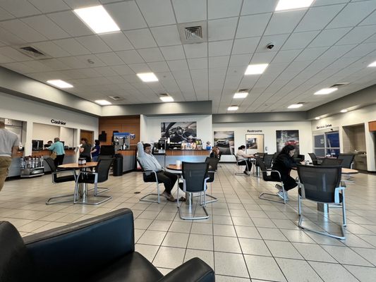 ROUND ROCK HONDA SERVICE CENTER - Updated December 2025 - 48 Photos ...