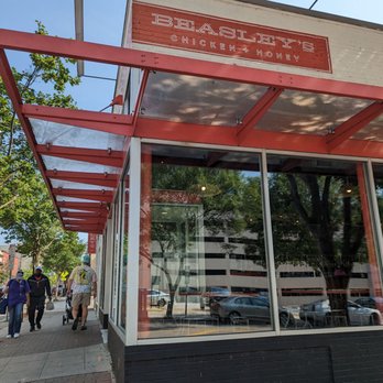 BEASLEY’S CHICKEN & HONEY - 1929 Photos & 2065 Reviews - 237 S ...