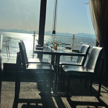 SIX SEVEN RESTAURANT - Updated August 2024 - 2077 Photos & 1294 Reviews ...