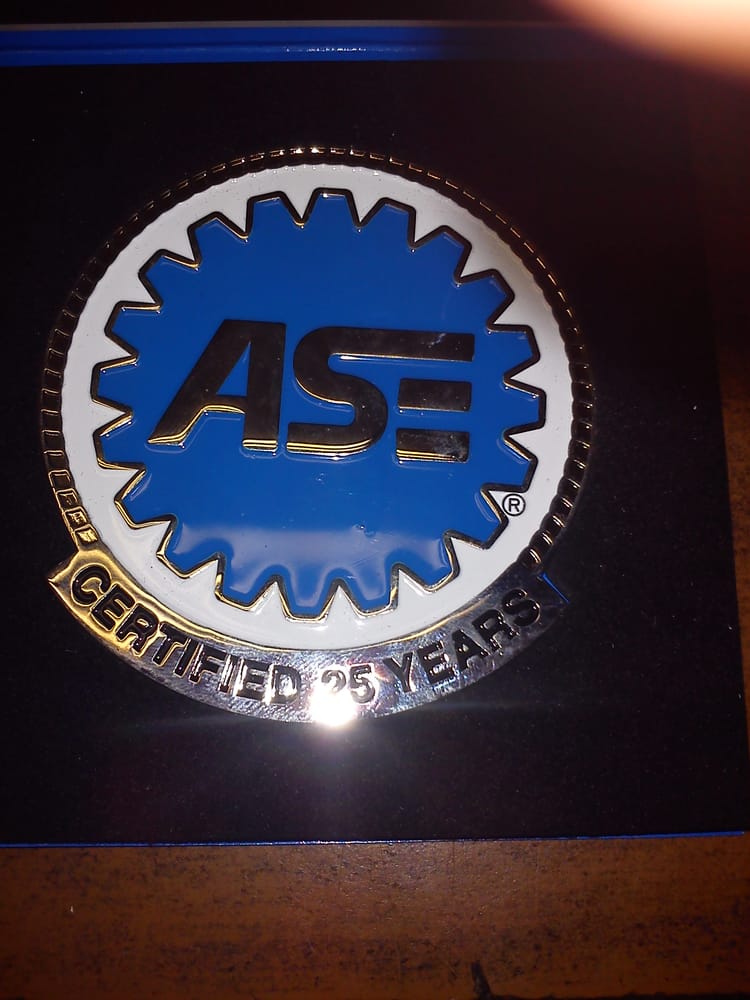 BRITT’S NORTHSIDE SERVICE CENTER - Updated December 2025 - 10 Photos ...