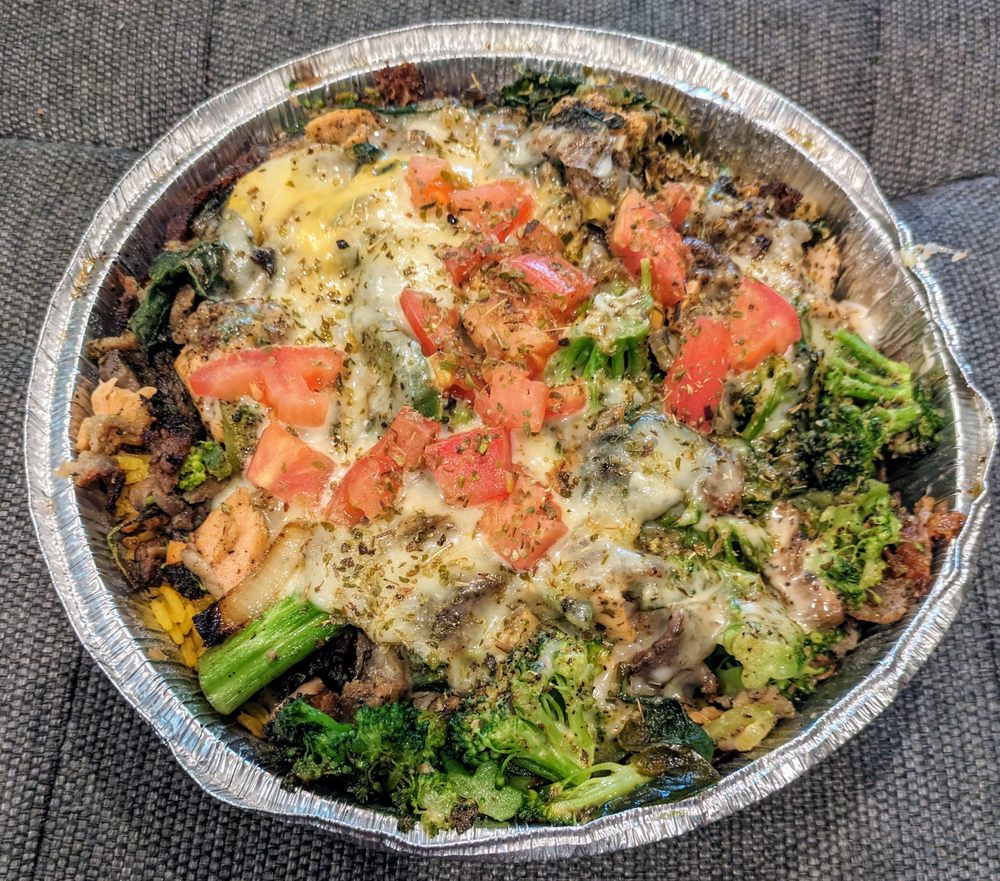 MR EVERYTHING CAFE - Updated December 2025 - 130 Photos & 182 Reviews ...