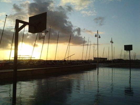 BASKETBALL COURT-SEAFRONT - Lwr Promenade, Brighton, West Sussex ...