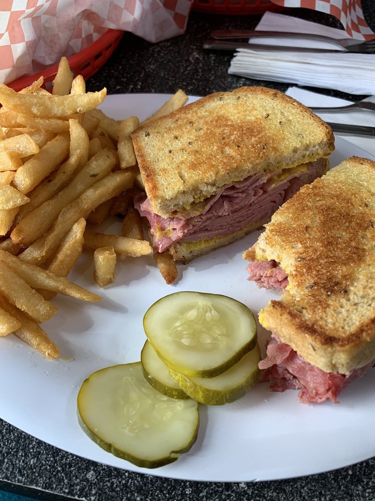 SNICKERS BAR & GRILL - 112 Photos & 248 Reviews - 448 N State St ...