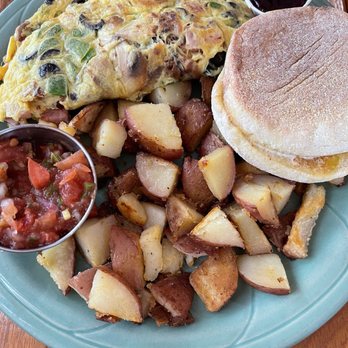 THE BREADBOARD RESTAURANT - Updated July 2025 - 229 Photos & 447 ...