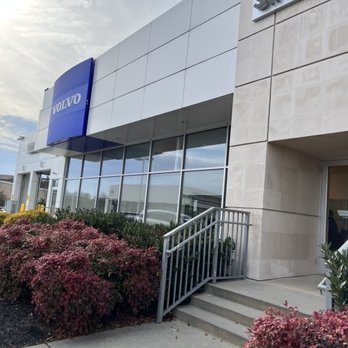 VOLVO CARS SILVER SPRING - Updated December 2025 - 41 Photos & 78 ...