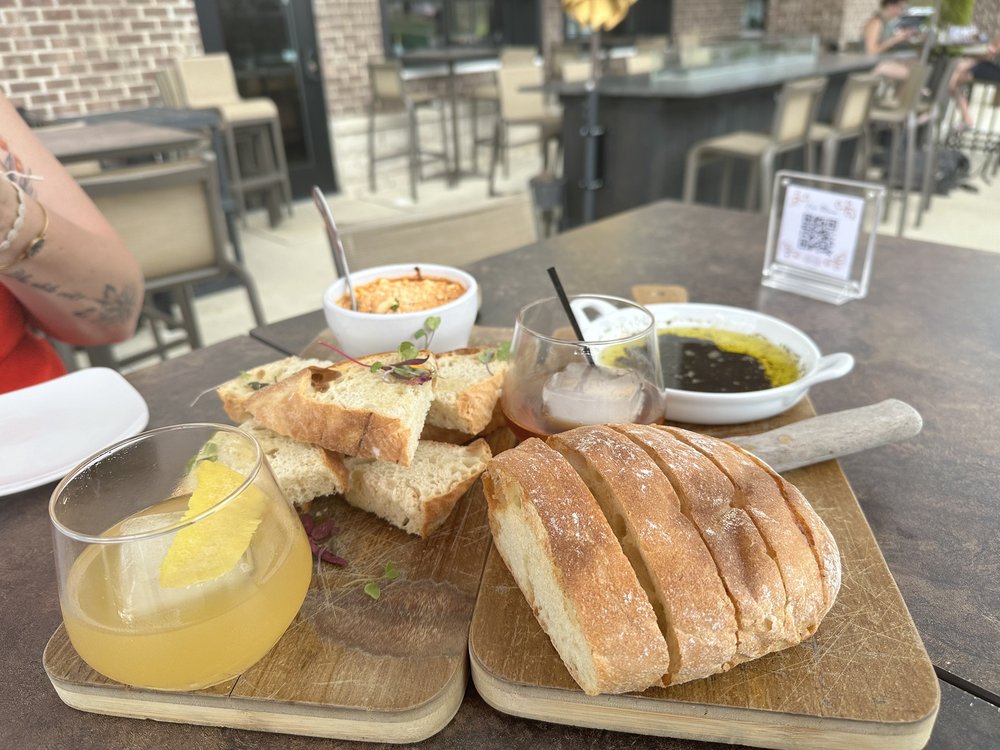 VINIFERA WINE-TO-WHISKEY BAR AND RESTAURANT - Updated November 2025 - 50 Reviews & 79 Photos ...