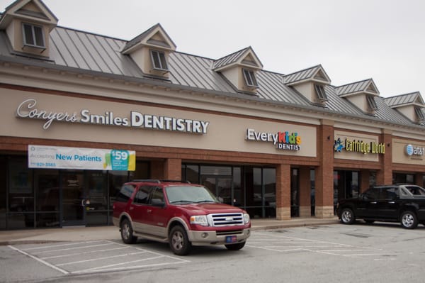 CONYERS SMILES DENTISTRY AND ORTHODONTICS - Updated October 2025 - 43 Photos & 34 Reviews - 2239 ...