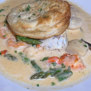 THE QUARTERDECK RESTAURANT - Updated December 2025 - 347 Photos & 633 ...