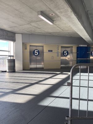 GEICO GARAGE - Updated December 2025 - 18 Photos & 28 Reviews - 400 W ...