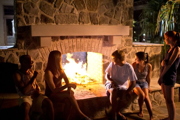 REDPOINT BATON ROUGE - 20 Photos & 30 Reviews - Apartments - 910 Ben ...